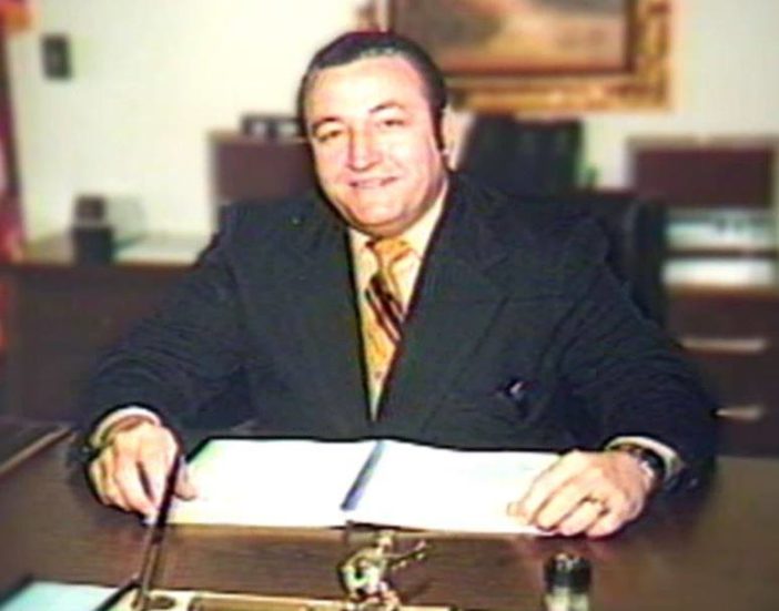 Towering figure in policing, former Santa Ana Chief Raymond Davis dies ...