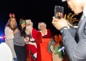 Police pull Santa’s Sleigh to visit nearly all Tustin neighborhoods ...