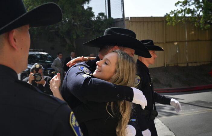 Fallen Manhattan Beach police officer was a ‘real-life hero’ - Behind ...